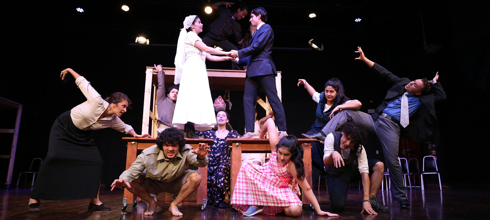 Escuela de Arte Escénico